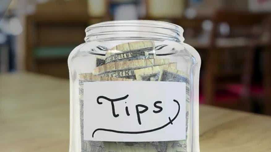 Etiquette expert shares holiday tipping tips