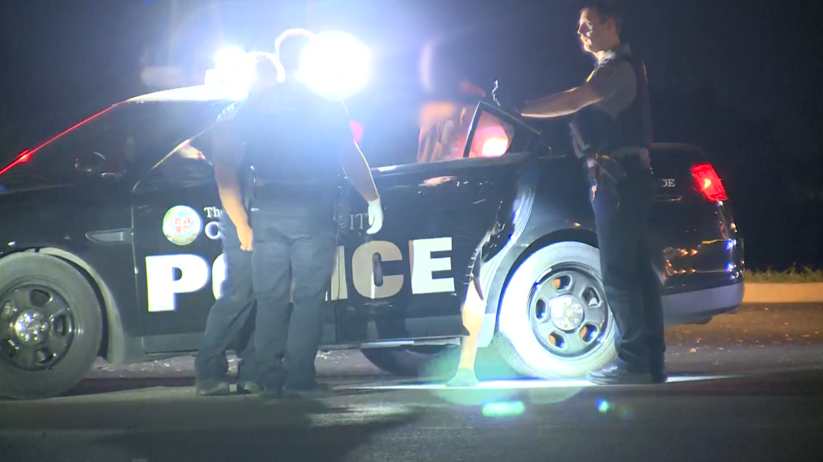 Police search for suspect after chase ends in crash in NW OKC