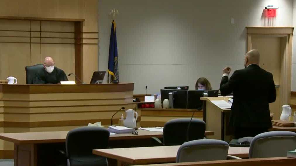 Judge to rule on Lawsuit over former trooper's records