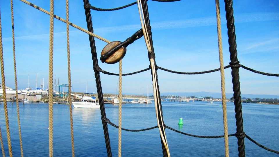 'Pirates of the Caribbean' ship docks at Moss Landing