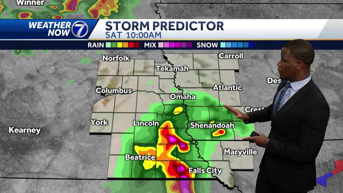 Friday, July 28: Tracking Saturday Showers