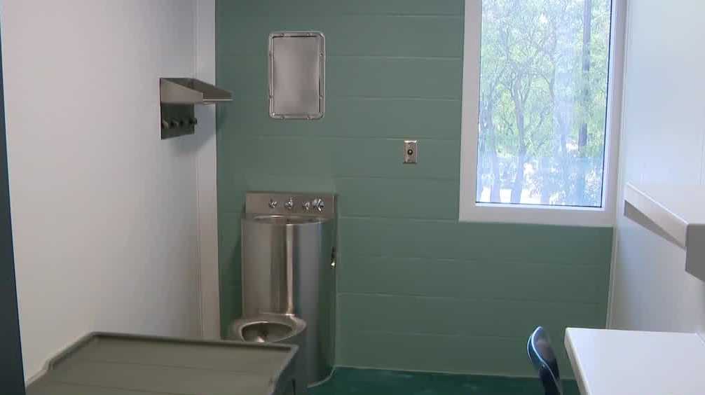 Douglas County commissioners weigh options for youth center