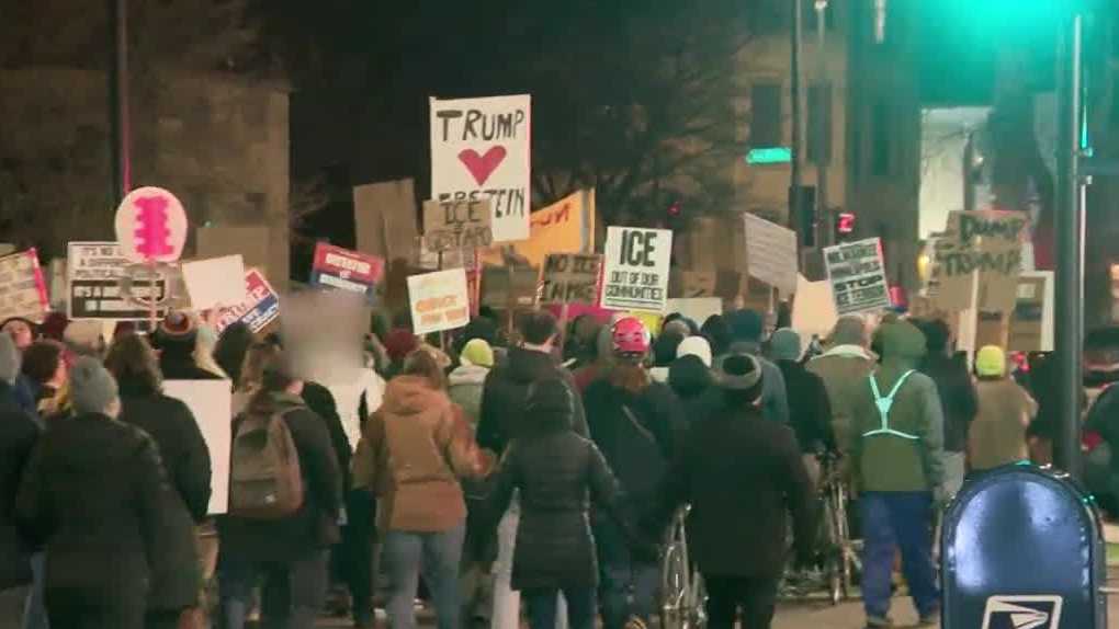 Protesters in Milwaukee demand justice for Renee Good