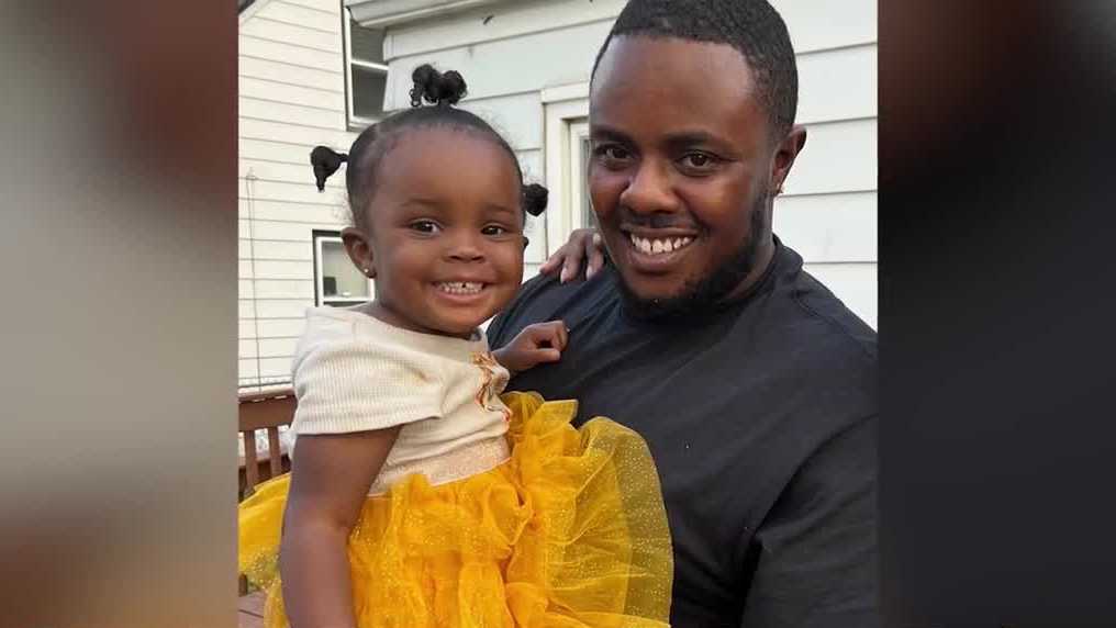 Family offers $20k reward in unsolved murder of Milwaukee father