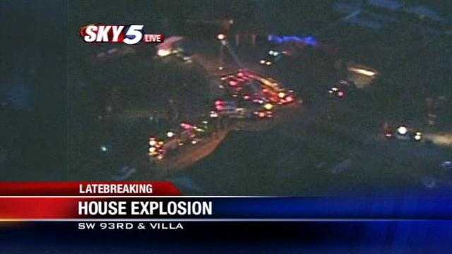 ONG worker saves woman from house that exploded