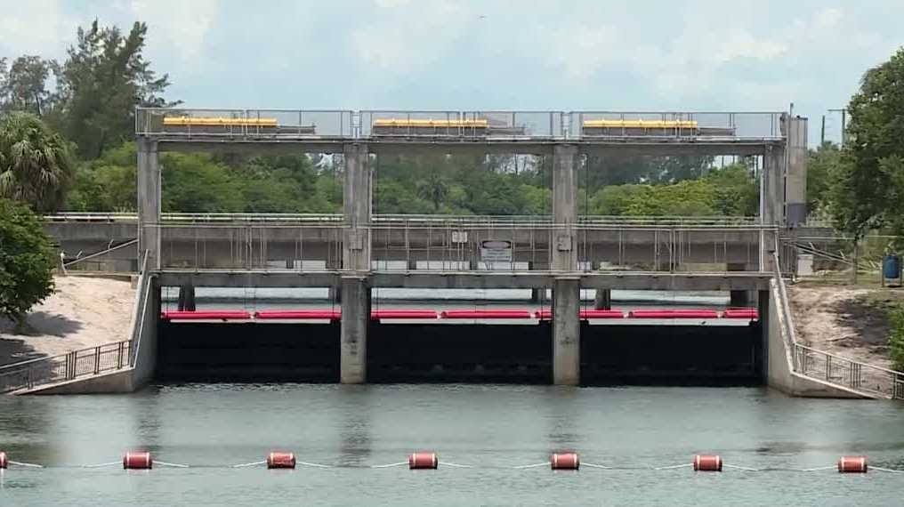 Water Management and Drainage Districts prepare canals