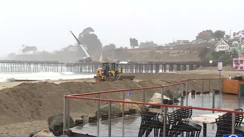 Capitola braces for high surf and flooding
