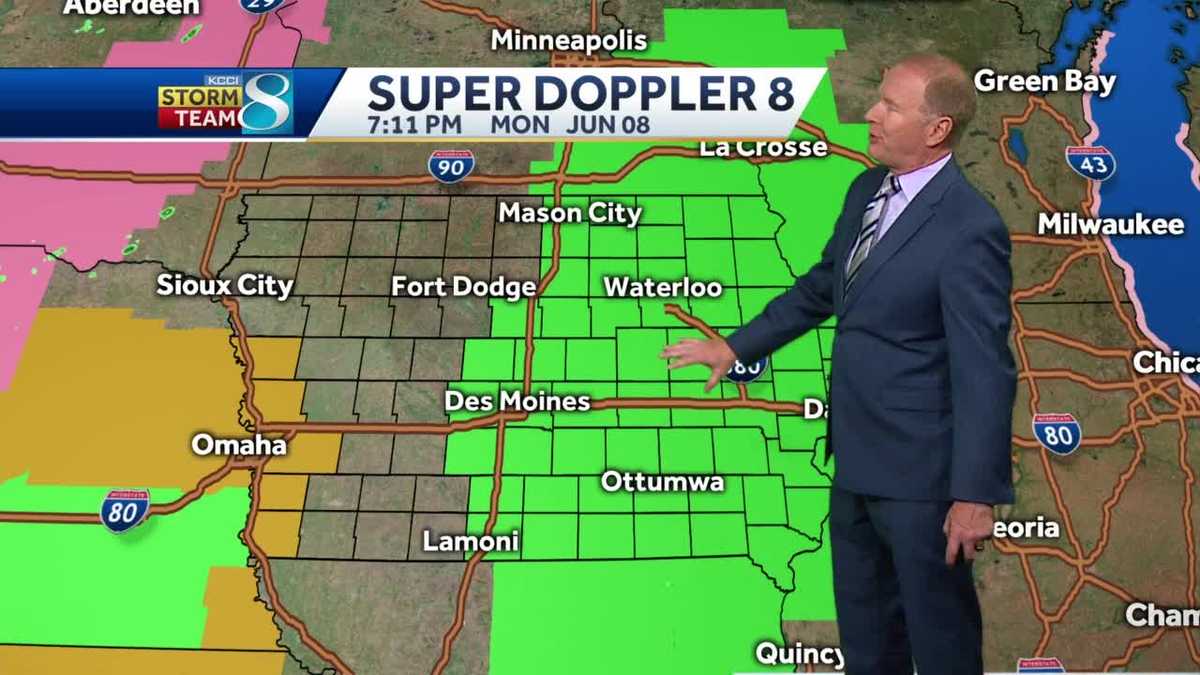 Heavy rain comes to central Iowa, flash flood watches issued