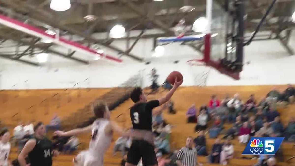 Bolton Central boys hoops dominates AuSable Valley, 70-41