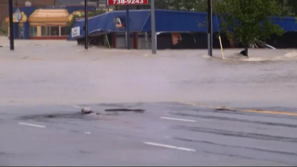 TitleMax building collapses in Columbia