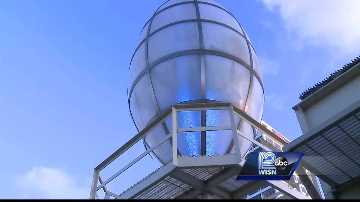 Flame on Milwaukee Gas Light Building gets technological upgrade