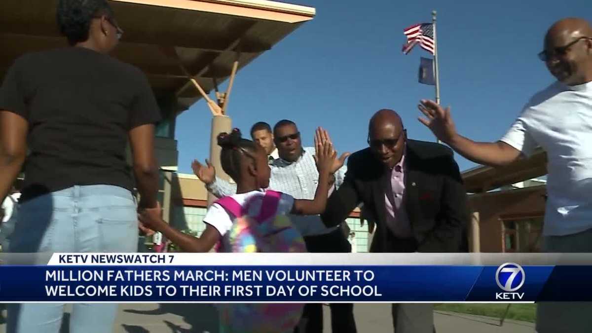 Million Fathers March: Men volunteer to greet kids on the first day of ...
