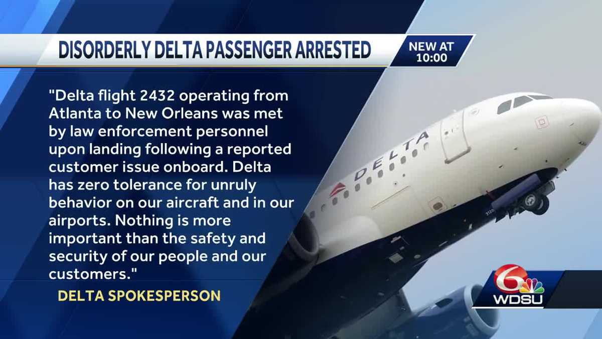 Louisiana New Orleans Delta flight bloody man detained