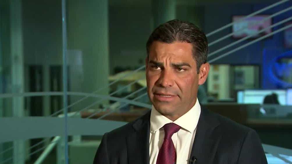 Miami mayor visits NH as he considers run for president