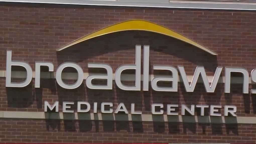 Broadlawns Medical Center reinstates mask requirement