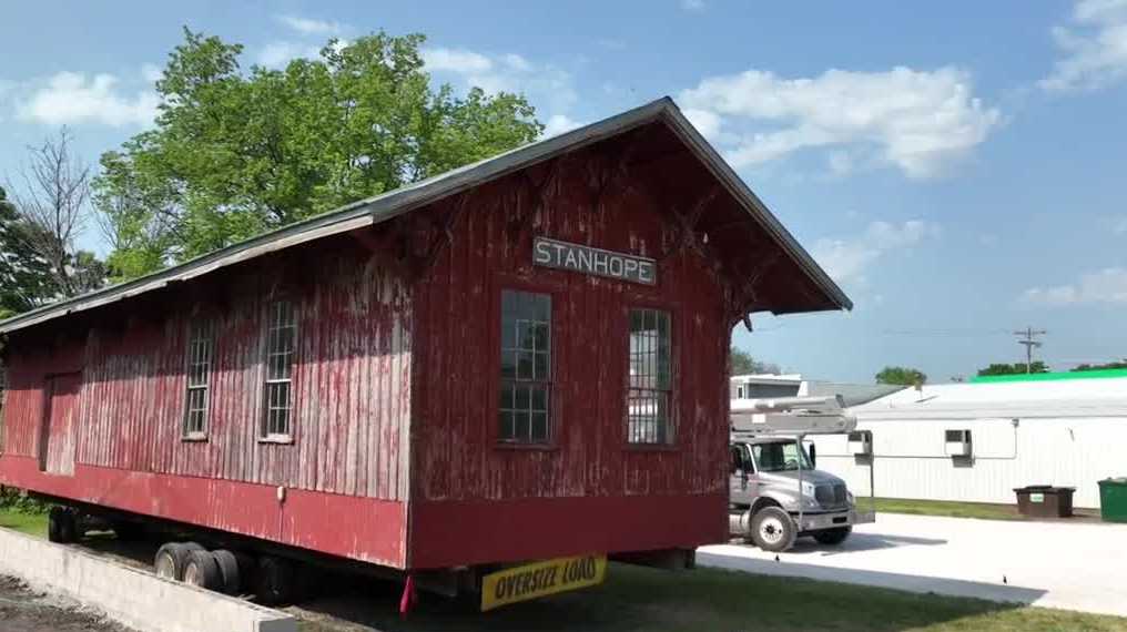 Iowa railroad depot moves back to original town after 41 years
