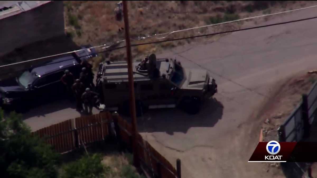 Albuquerque SWAT used to arrest murder suspect; escaped police perimeter