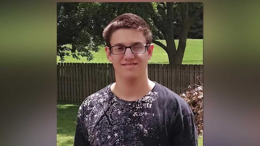 Family, police plea for help to find 28-year-old missing man