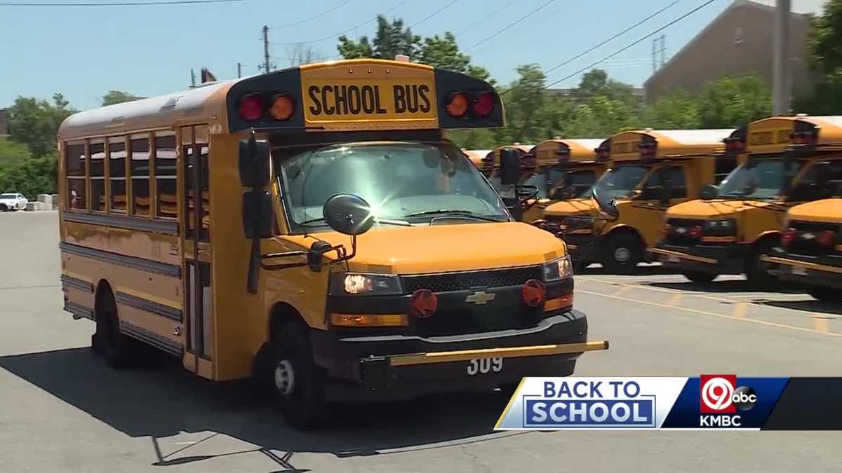 School bus companies offer incentives to combat driver shortage in ...
