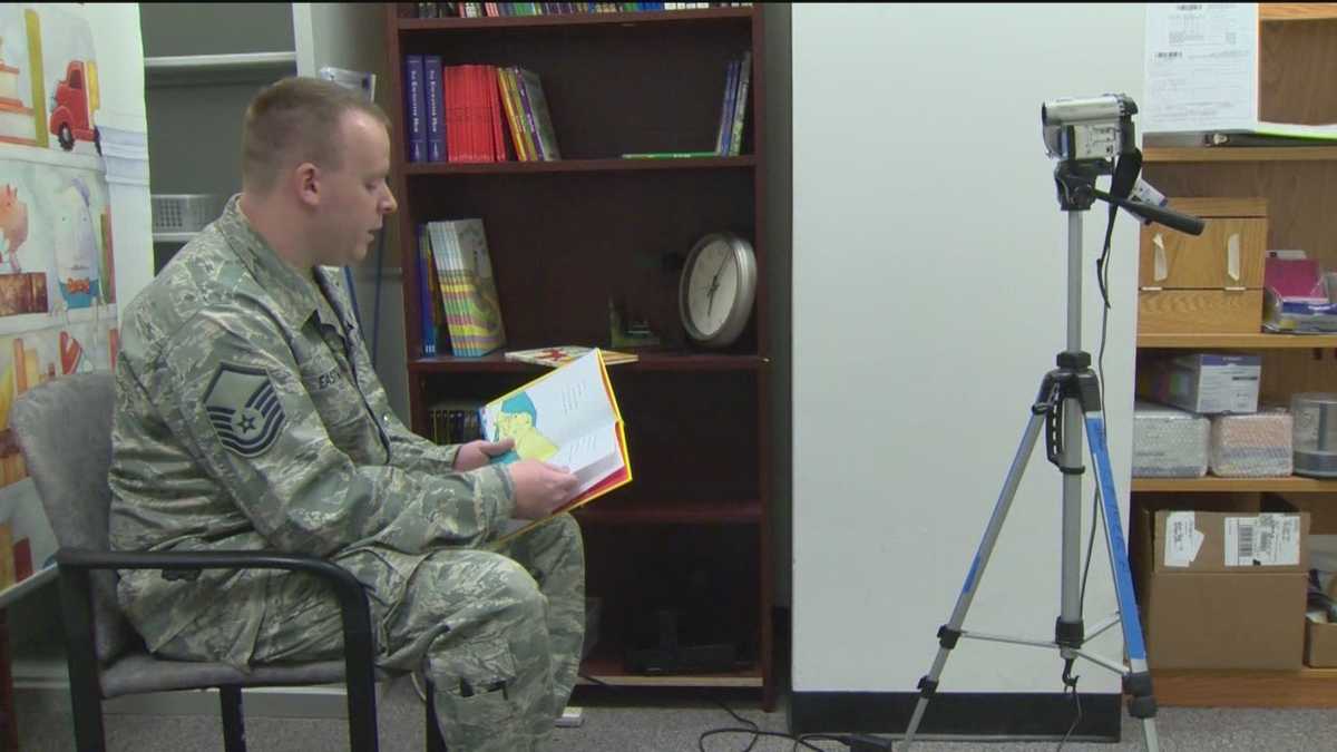 Scouts give soldiers time with family through reading