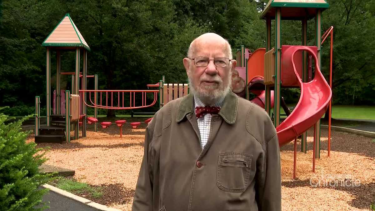 Fritz Wetherbee's New Hampshire: Pine Island Park