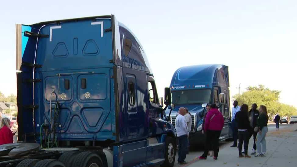 Omaha Custom Diesel Drivers Training ribbon cutting