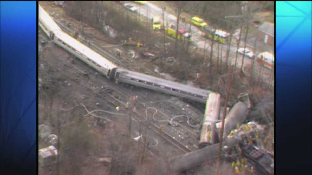 Philadelphia derailment reminiscent of 1987 Md. train crash