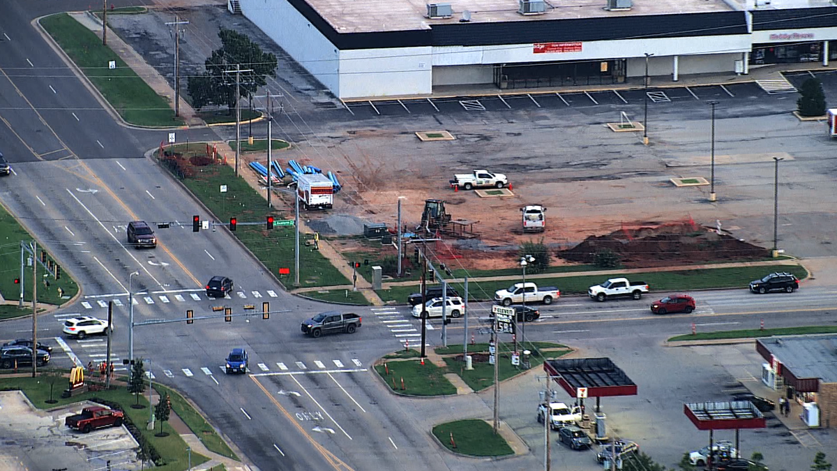 Edmond construction project at busy intersection in early stages
