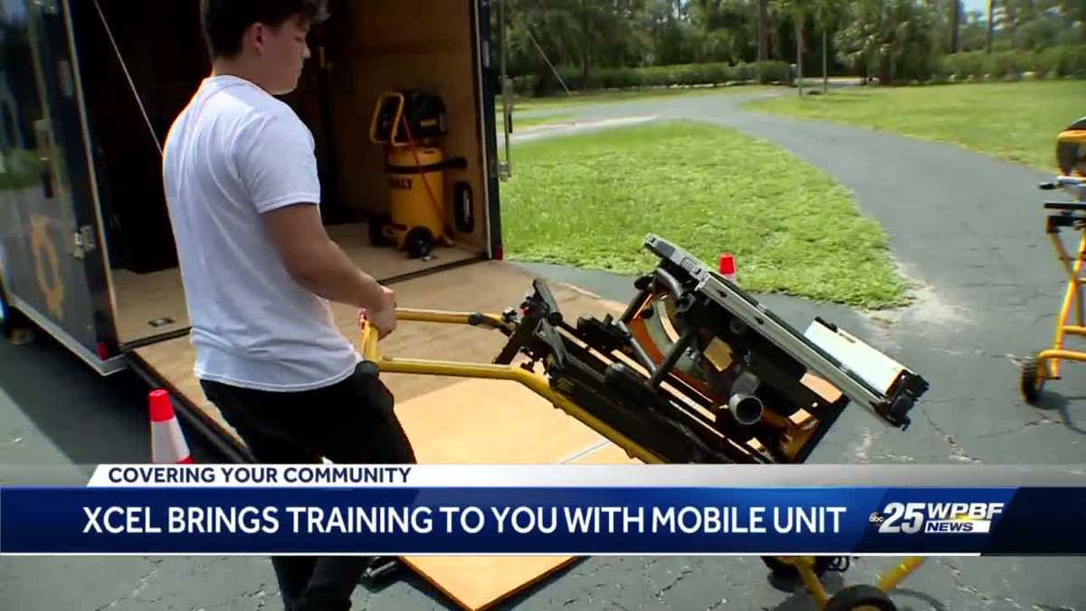 Local mobile mentoring program enriching young adults