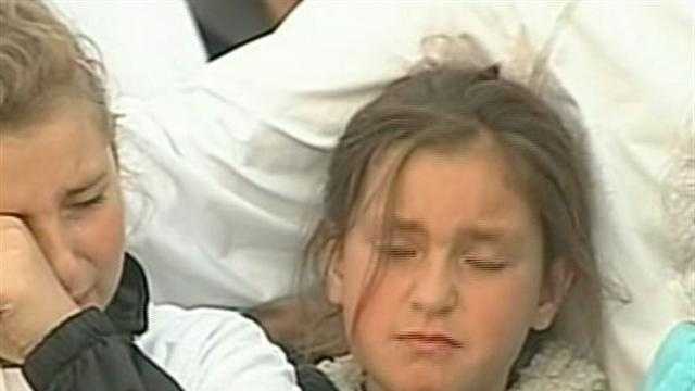 Hundreds gather at vigil for Caleigh Harrison