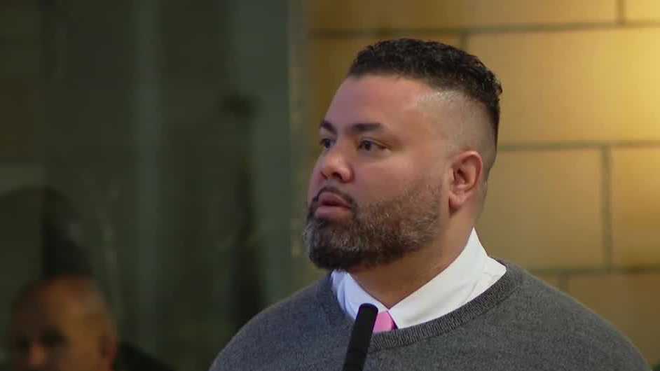 Nebraska lawmaker's effort to revive vetoed safe needle bill stalls