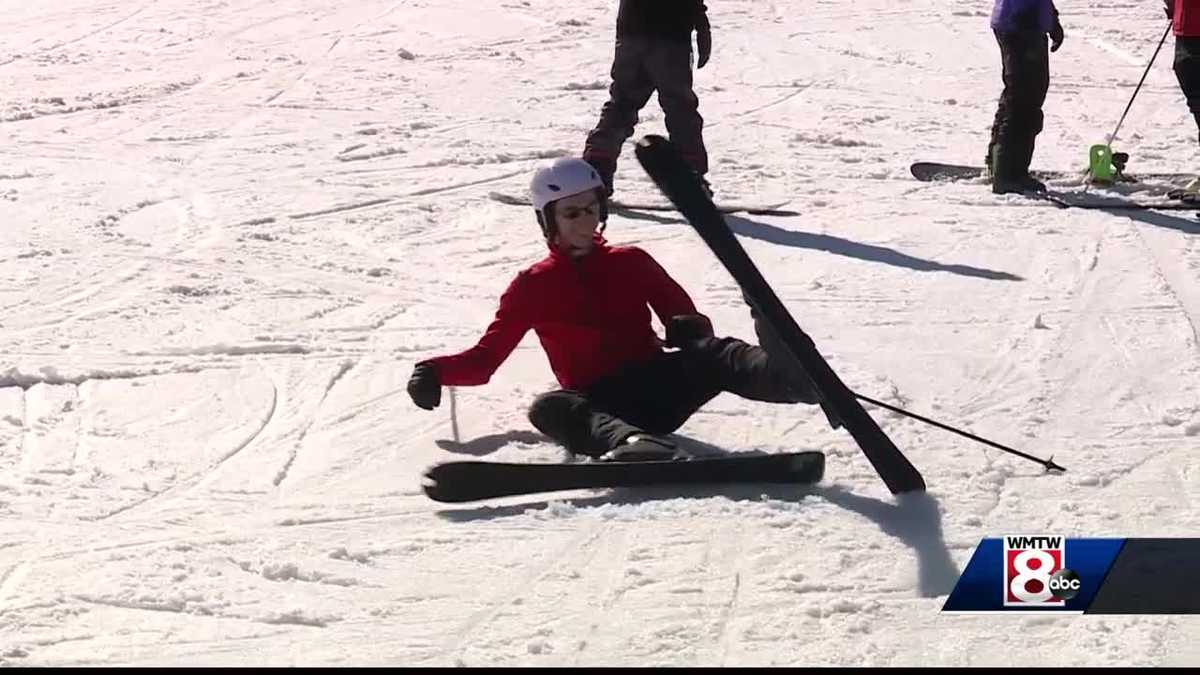 WMTW weekend morning team hits the slopes