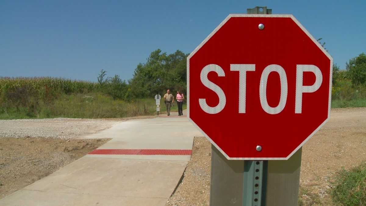 Bicyclists fined $195 for stop sign violations on trail
