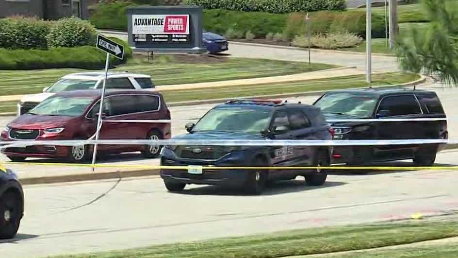 Kansas City construction worker killed at Barry Road, Boardwalk