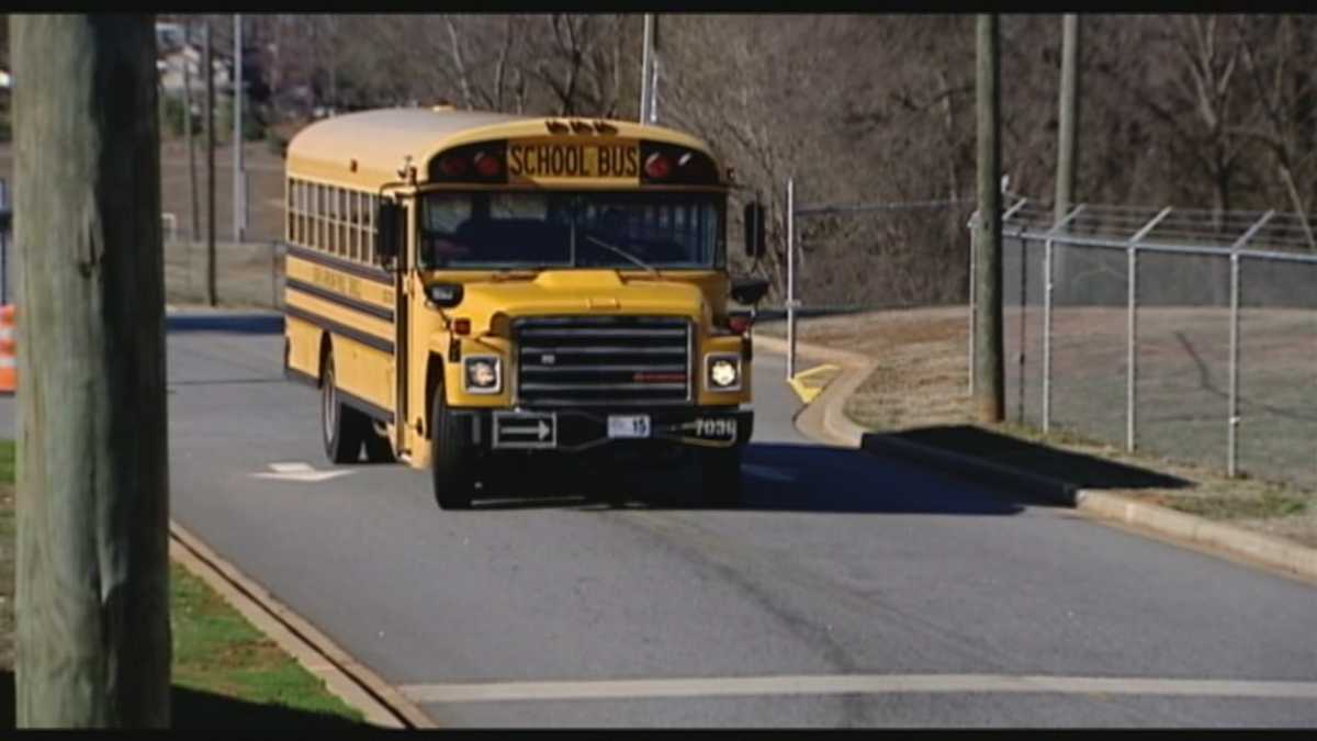 More than half of SC school buses older than 15 years
