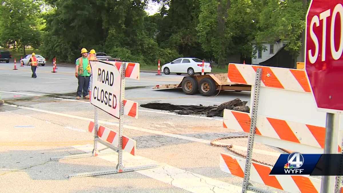 Sinkhole closes multiple lanes on busy Upstate road through the weekend ...