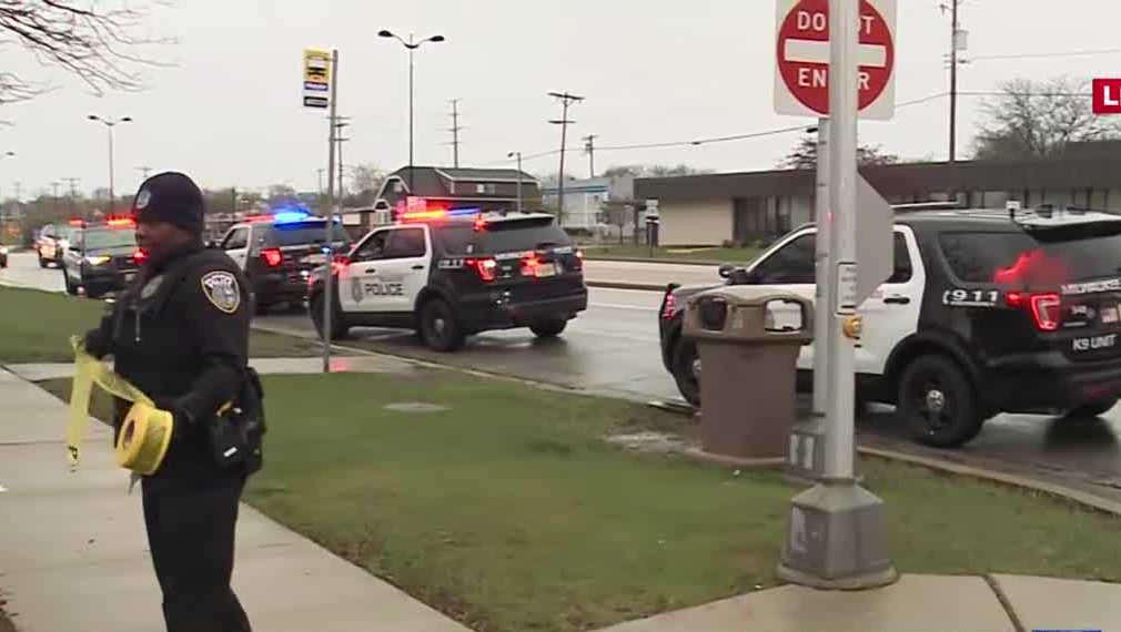 Officer injured during traffic stop, suspect shot in Milwaukee