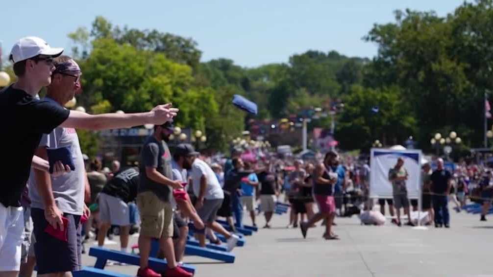 Iowa holds the record for the world's largest cornhole competition