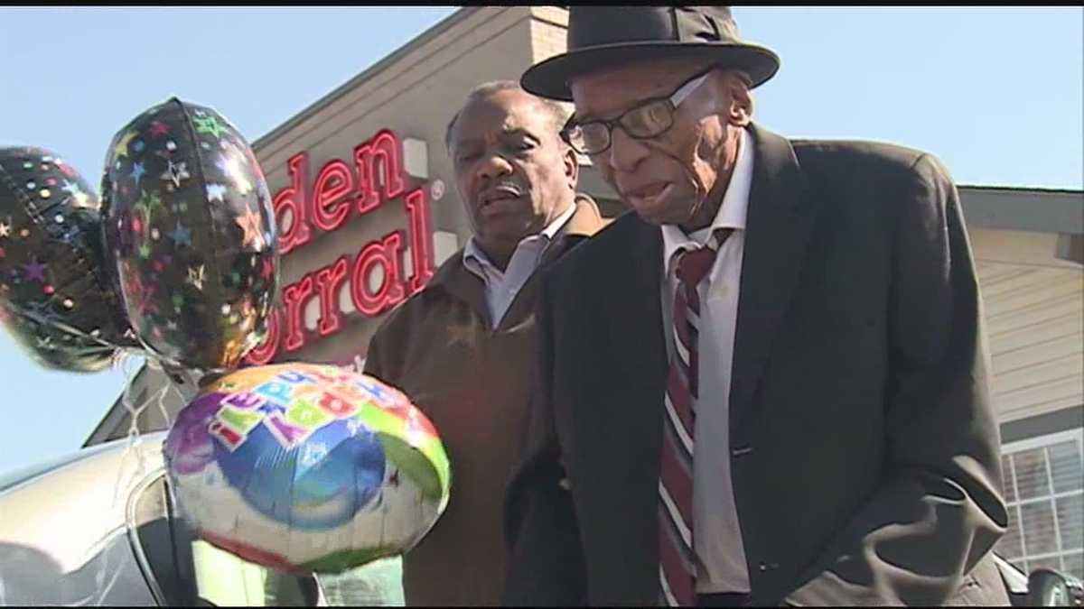 Oldest man in Mississippi celebrates birthday