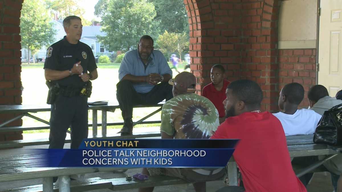 Police talk to kids about neighborhood concerns