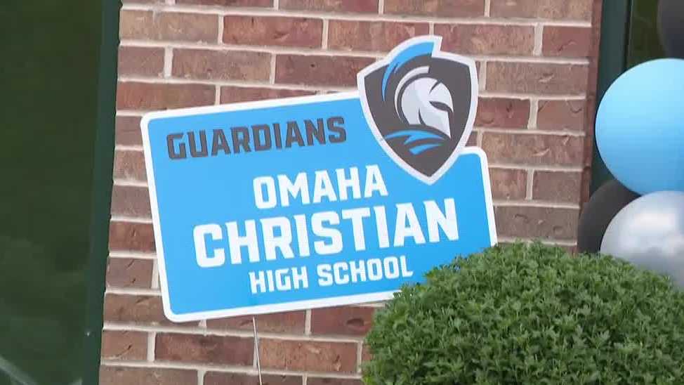 Omaha Christian High School opens doors