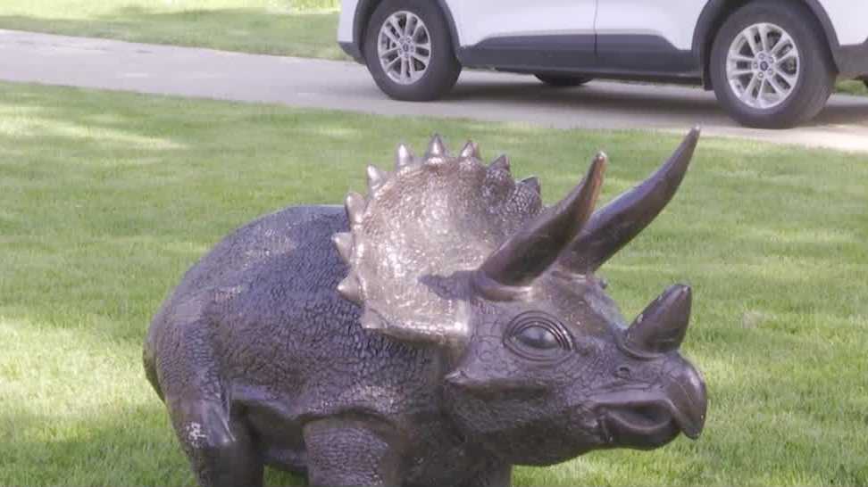 Mystery of the missing dinosaur in Des Moines, Iowa has been solved