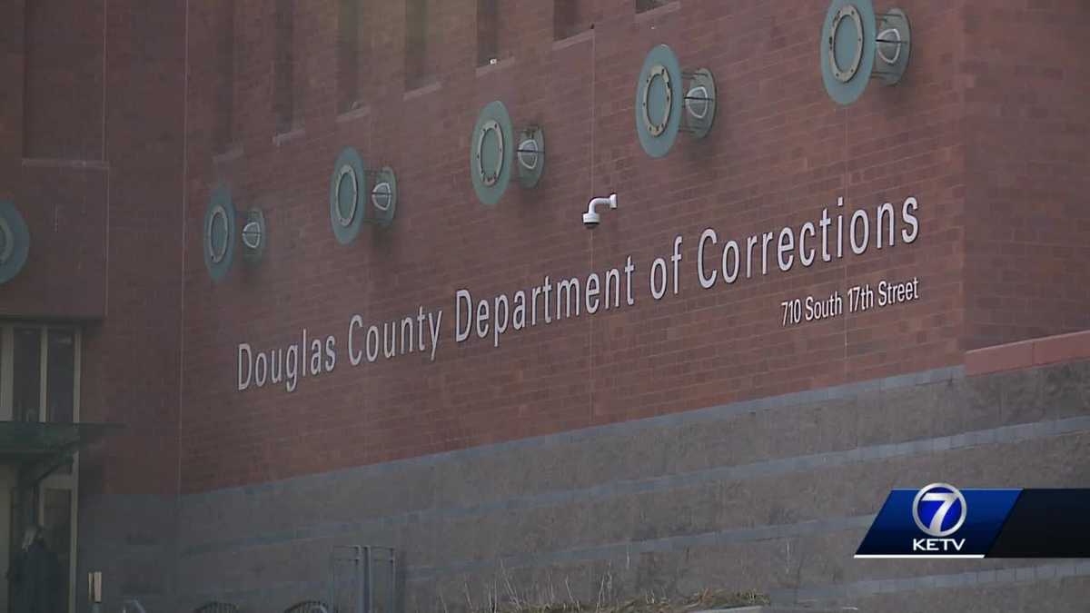 Douglas County Corrections Department switching vendors