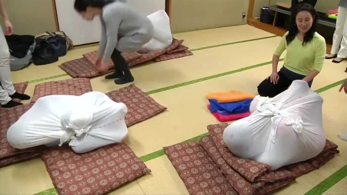 Video: 'Adult wrapping' therapy gaining traction