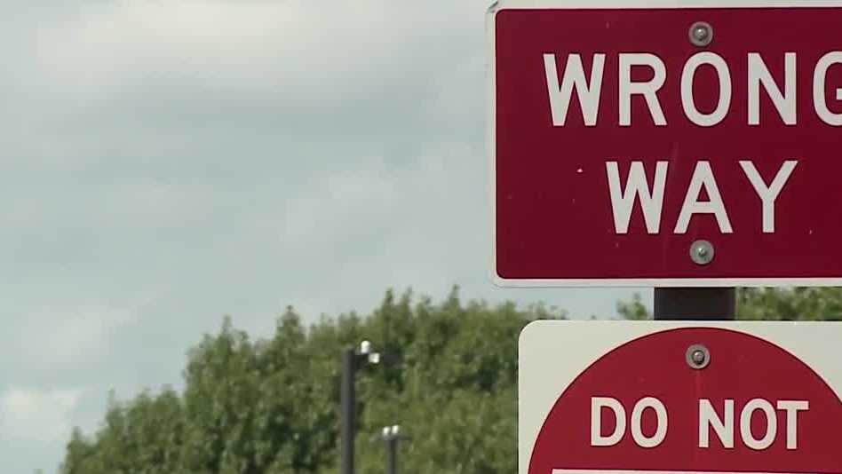 Project designed to prevent wrong way crashes on Kentucky interstates