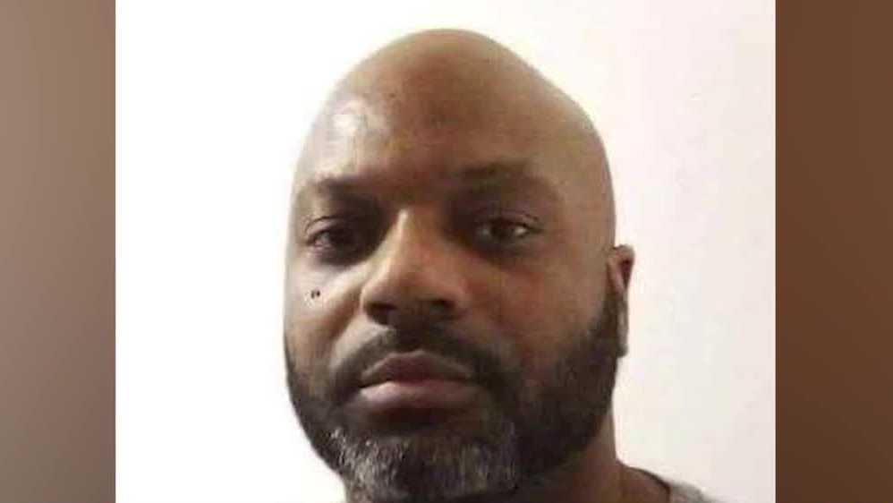 'He's the brother that everybody wants': Family mourns Racine man found ...