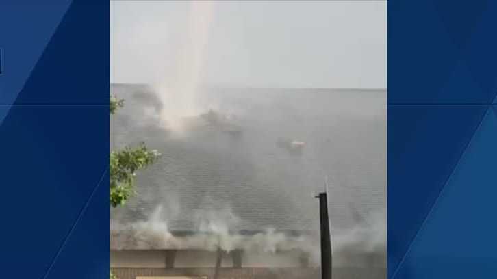 Alabama teacher calls 911 after school is struck by lightning, catches fire