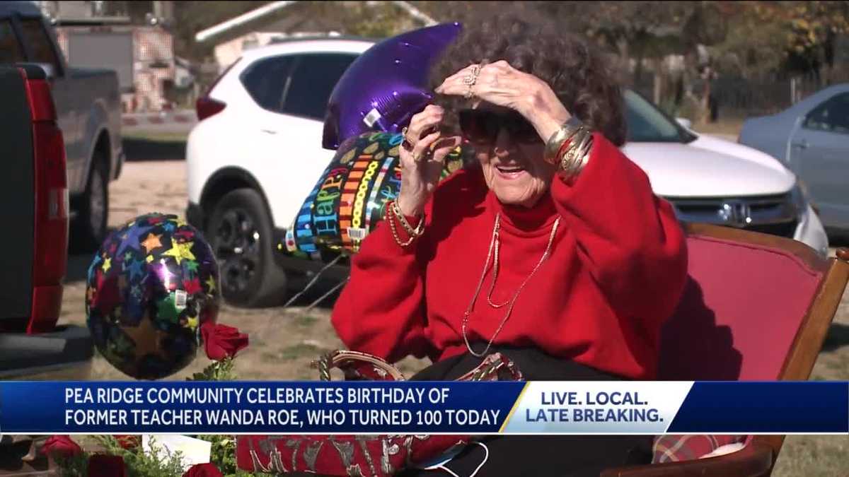 Pea Ridge community celebrates birthday of former teacher Wanda Roe ...