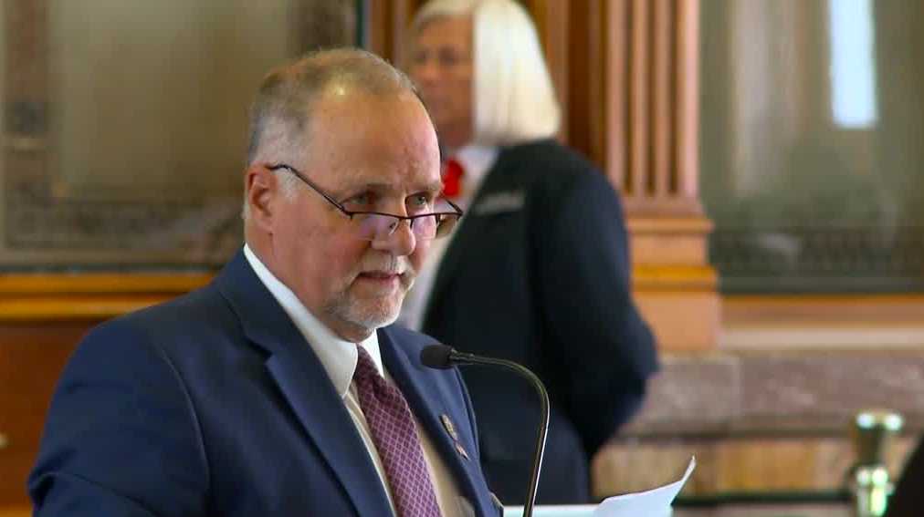 Former Iowa state representative announces run for governor