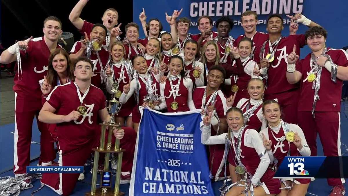 Alabama cheer squad wins national championship